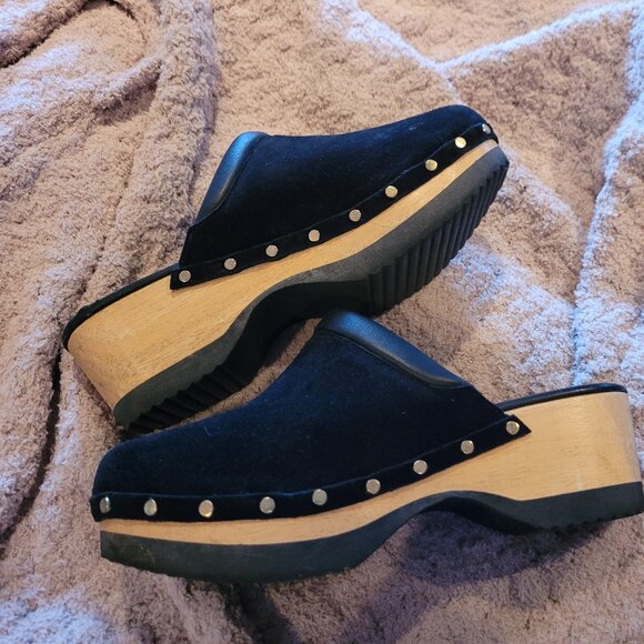 M. Gemi | Shoes | Mgemi The Greta Black Suede Clog Mule | Poshmark